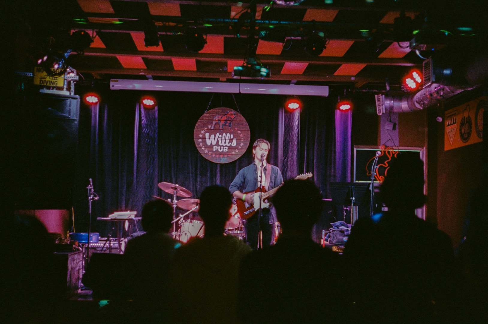 Dean Batten | Book Live Music | JamJuice